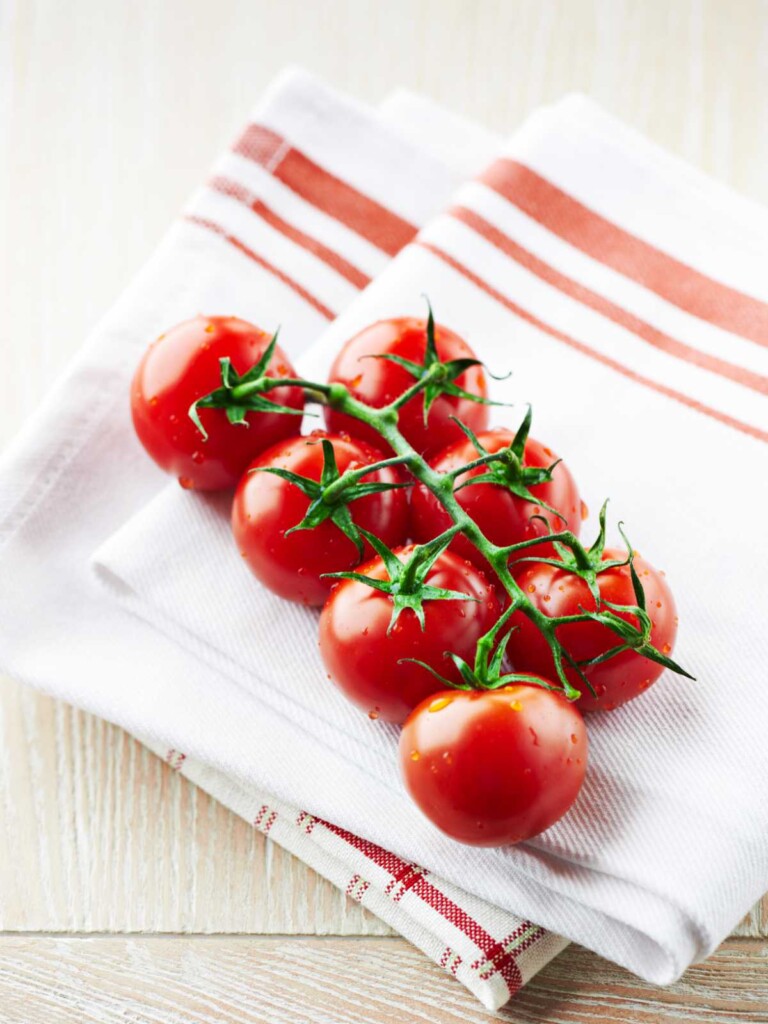 Best Tasting Tomatoes 2026 - Butter N Thyme