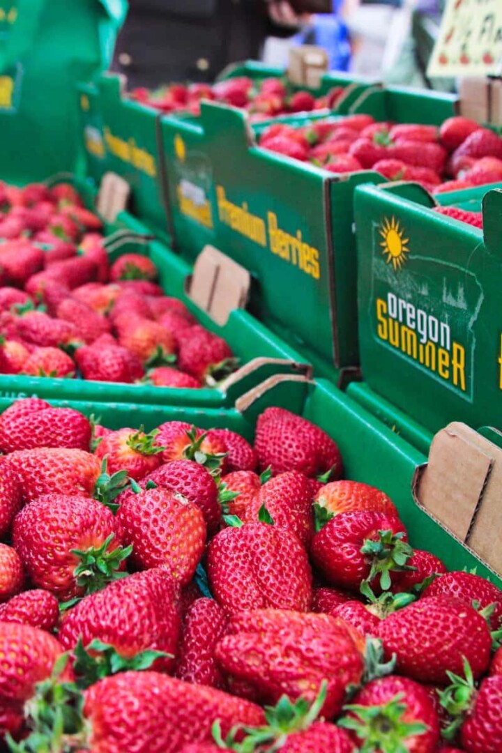 45 Types of Strawberries: (A to Z) Photos