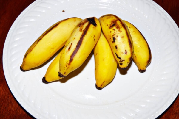 27 Types of Bananas 🍌 A to Z | Photos - Butter N Thyme