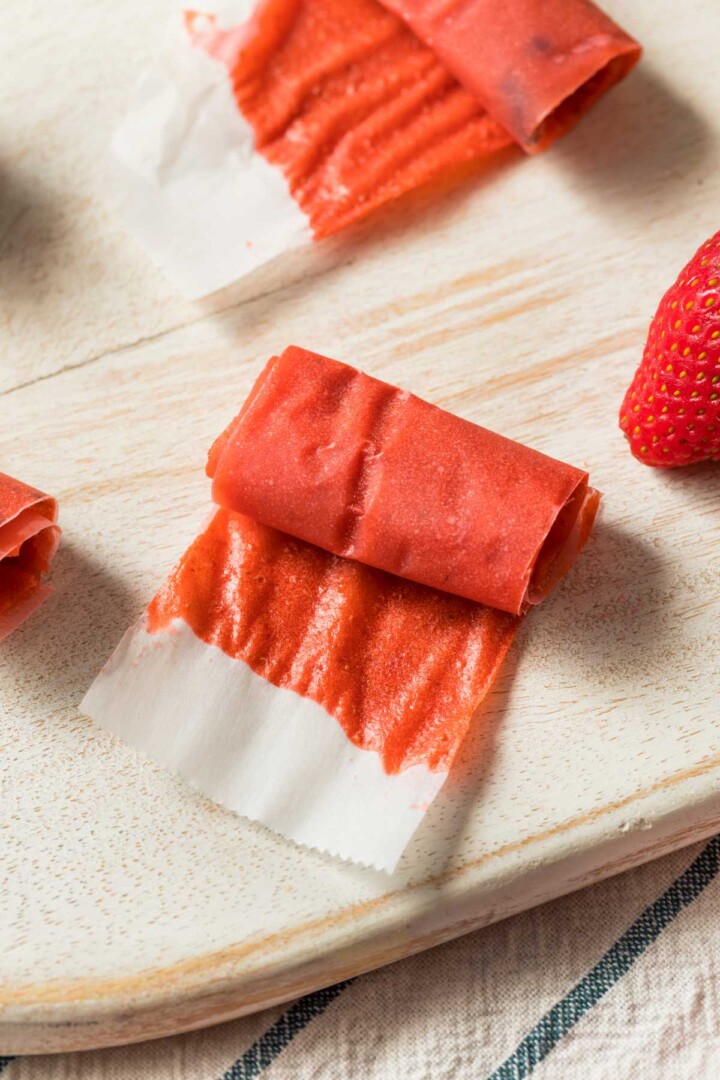 Best 7 Ways to Store Strawberries | Maximize Shelf Life - Butter N Thyme