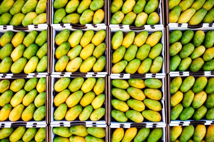 How Many Mangoes In A Pound, Cup, Quart 🥭 - Butter N Thyme